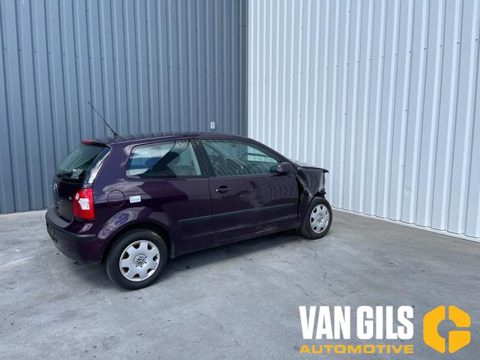 Volkswagen Polo IV 1.4 16V Sloopvoertuig (2002, Paars)