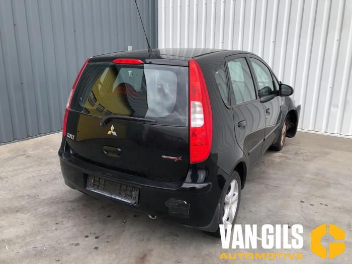 Mitsubishi Colt 2006 - VanGilsAutomotive