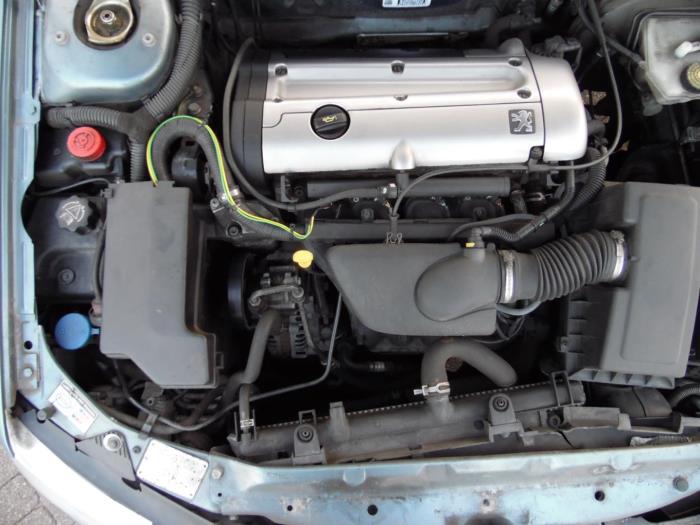 Peugeot 406 2.0 16V ST,SV Sloopvoertuig (2001, Blauw)