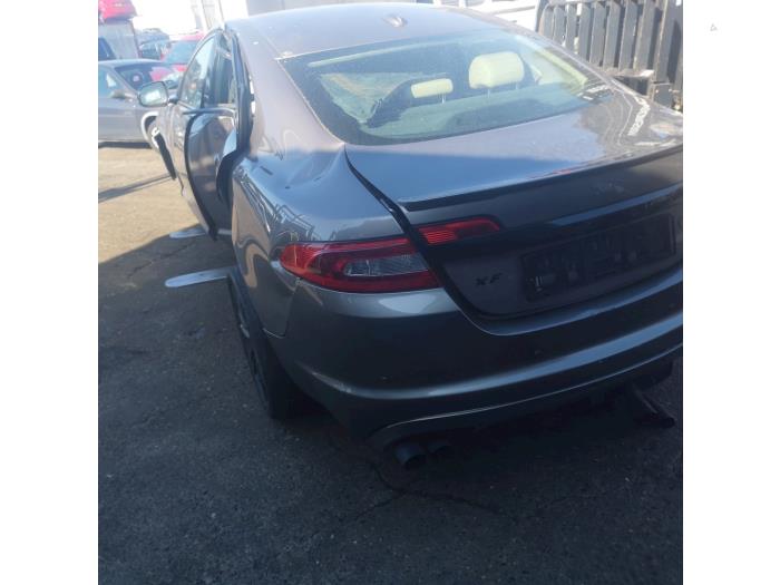 Jaguar XF (CC9) 3.0 D V6 24V (sloop, bouwjaar 2009, kleur Bruin ...