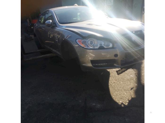 Jaguar XF (CC9) 3.0 D V6 24V (sloop, bouwjaar 2009, kleur Bruin ...