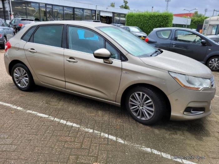 Citroen C4 Berline 1.6 16V VTi Sloopvoertuig (2011, Bruin)