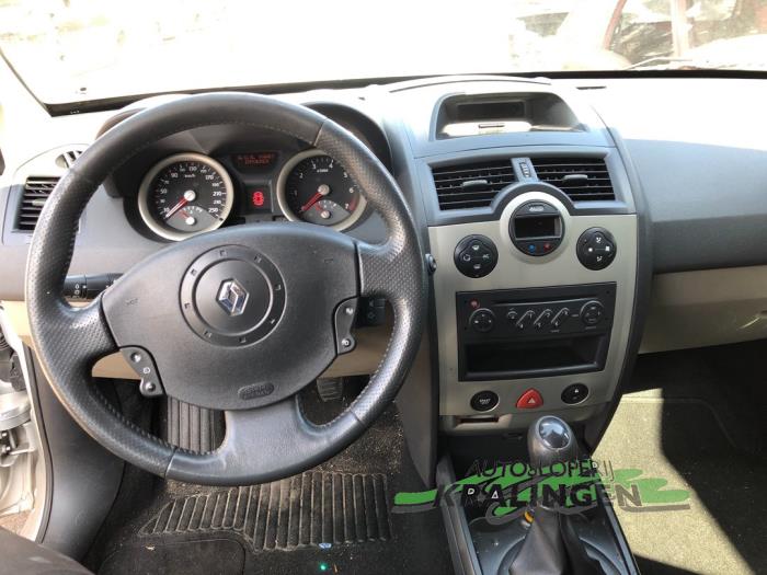 Renault Megane II Grandtour 1.6 16V Occasion (2006, Grijs)