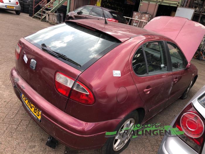 Seat Leon 1.9 TDI 110 Sloopvoertuig (2001, Rood)