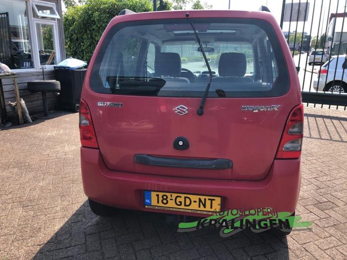Suzuki Wagon-R+ 1.3 16V Sloopvoertuig (2000, Rood)