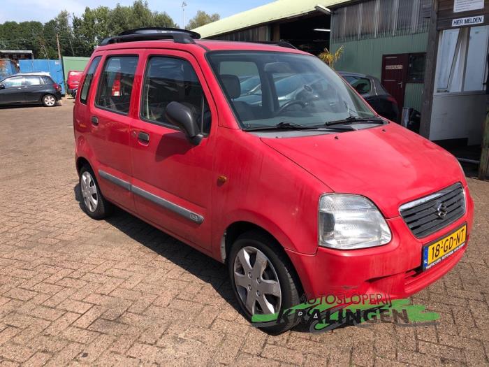 Suzuki Wagon-R+ 1.3 16V Sloopvoertuig (2000, Rood)