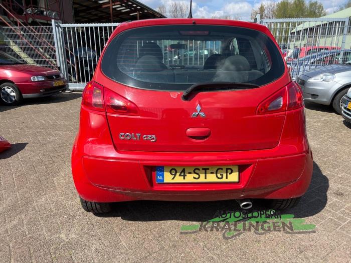 Mitsubishi Colt 1.3 16V Occasion (2006, Rood)