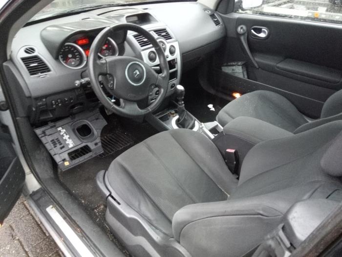 Renault Megane II CC 2.0 16V Sloopvoertuig (2004, Beige)