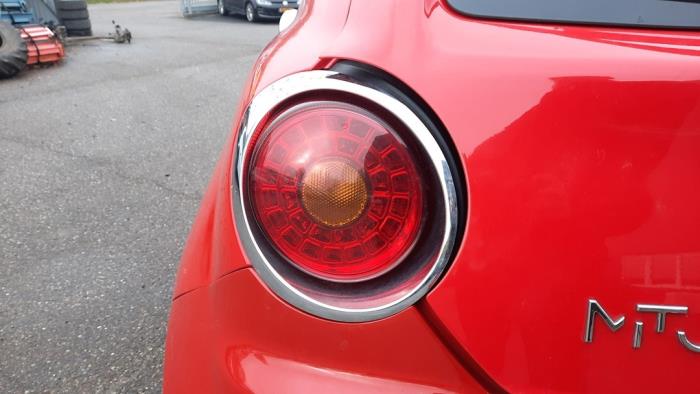 Alfa Romeo MiTo 1.4 TB 16V Sloopvoertuig (2008, Rood)