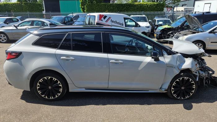 Toyota Corolla Touring Sport 2.0 16V Hybrid Sloopvoertuig (2020, 1K6/209)