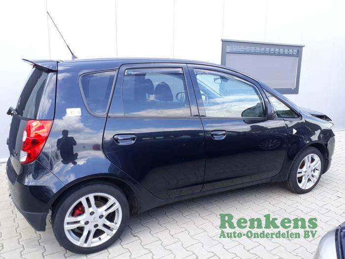 Mitsubishi Colt 1.3 16V Sloopvoertuig (2009, Zwart)