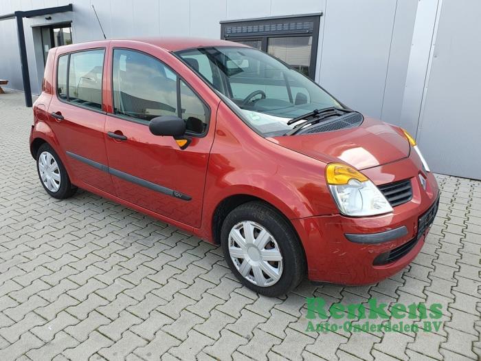 Renault Modus/Grand Modus 1.2 16V Sloopvoertuig (2006, Metallic, Rood)