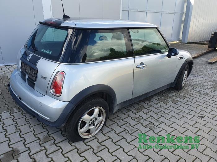 Mini Mini One/Cooper 1.6 16V One Sloopvoertuig (2005, Zilver)