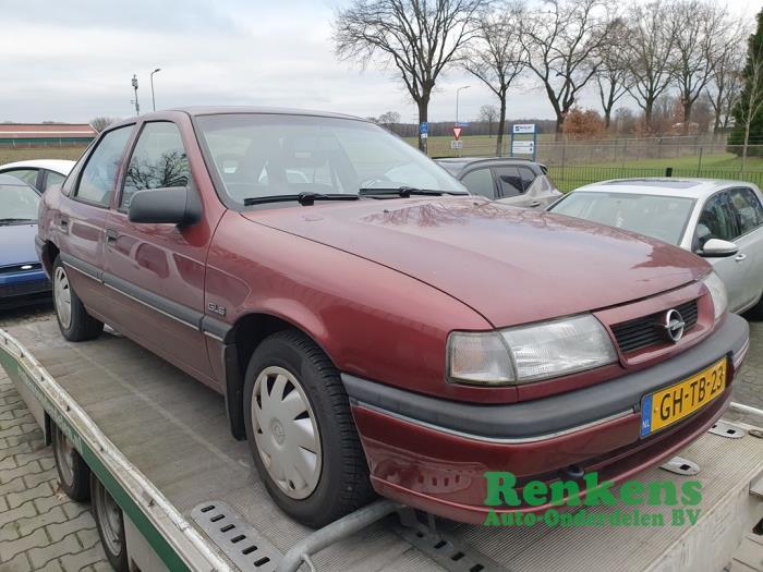 Opel Vectra A 1.8 i Schadevoertuig (1993, Rood)