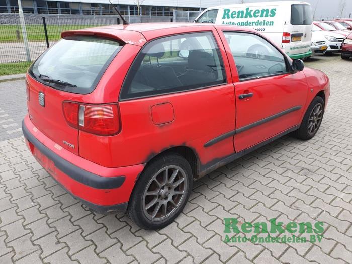 Seat Ibiza II 1.4 Select Sloopvoertuig (2000, Rood)