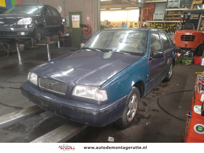 Volvo 440 1.8 i DL/GLE Sloopvoertuig (1996, Groen)
