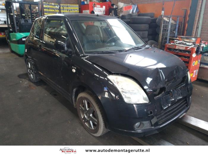 Suzuki Swift 1.5 VVT 16V Sloopvoertuig (2005, Zwart)