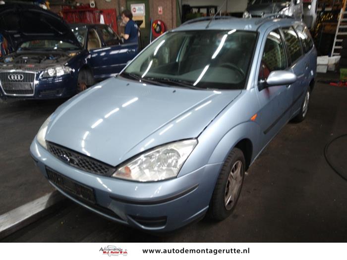 Ford Focus I Wagon 1.6 16V Sloopvoertuig (2003, Grijs)