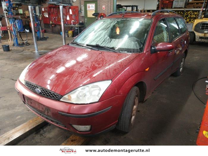 Ford Focus I Wagon 2.0 16V Sloopvoertuig (2003, Rood)
