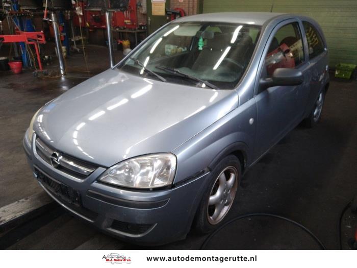 Opel Corsa C 1.2 16V Twin Port Sloopvoertuig (2005, Grijs)