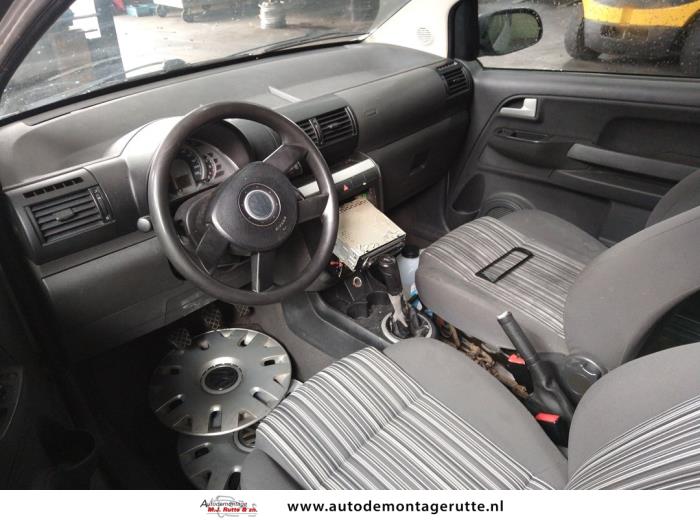 Volkswagen Fox 1.4 16V Sloopvoertuig (2006, Grijs)
