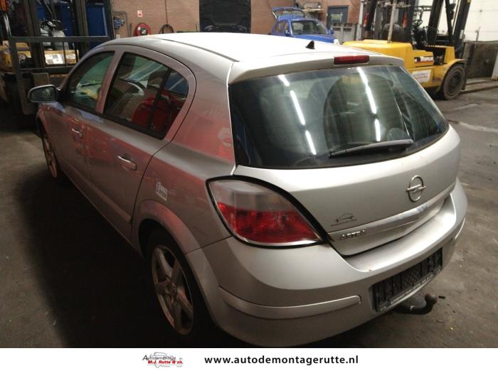 Opel Astra H 1.6 16V Twinport Sloopvoertuig (2006, Grijs)