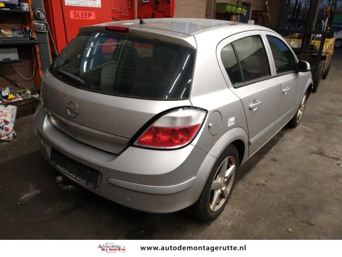 Opel Astra H 1.6 16V Twinport Sloopvoertuig (2006, Grijs)