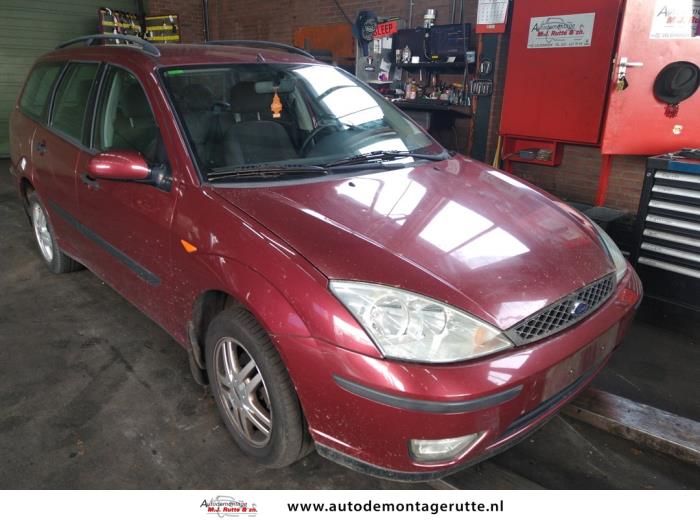 Ford Focus 1 Wagon 1.6 16V Sloopvoertuig (2004, Rood)