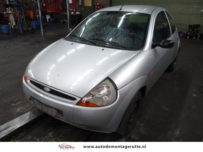 Ford Ka I 1.3i Sloopvoertuig (2006, Grijs)
