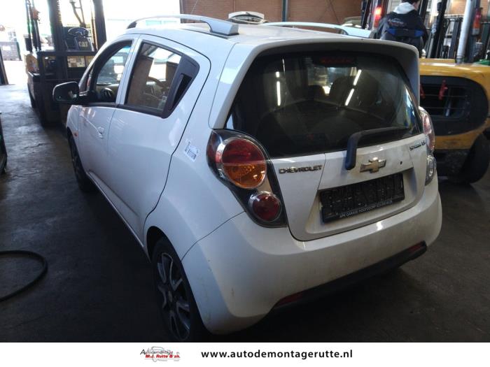 Chevrolet Spark 1.0 16V Bifuel Sloopvoertuig (2010, Wit)