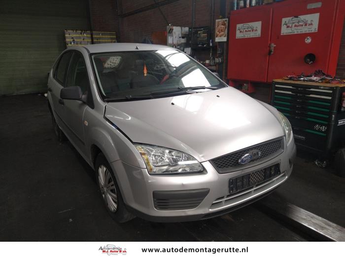 Ford Focus 2 1.6 16V Sloopvoertuig (2006, Grijs)