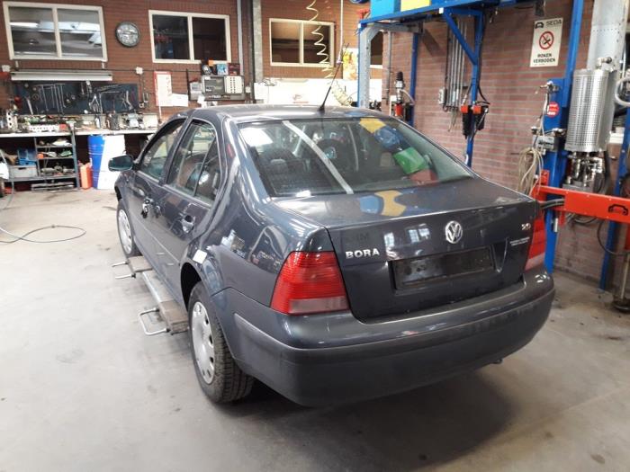 Volkswagen Bora 2.0 Sloopvoertuig (2001, Blauw)