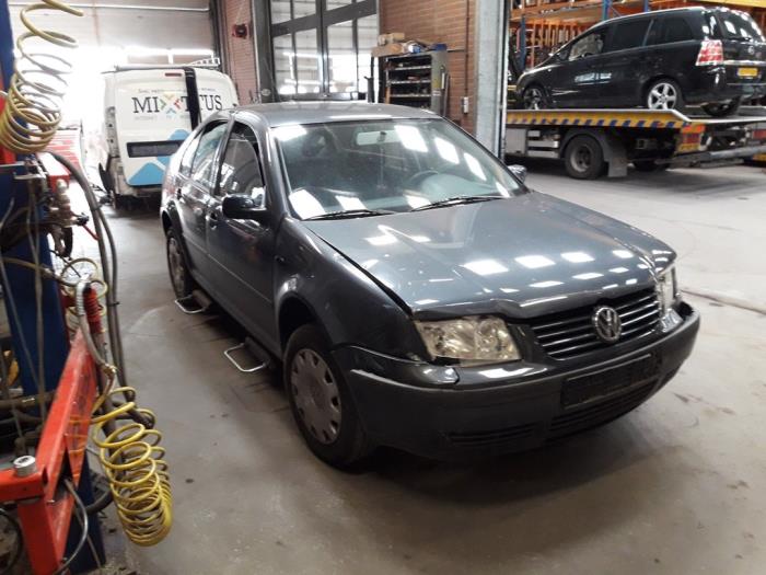 Volkswagen Bora 2.0 Sloopvoertuig (2001, Blauw)