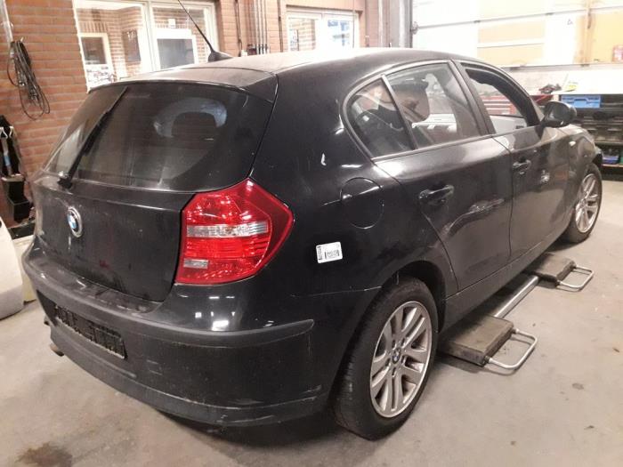 BMW 1 serie 116i 2.0 16V Sloopvoertuig (2010, Zwart)