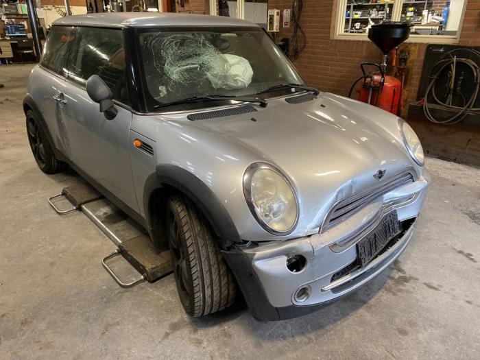 Mini Mini One/Cooper 1.6 16V One Sloopvoertuig (2005, Grijs)
