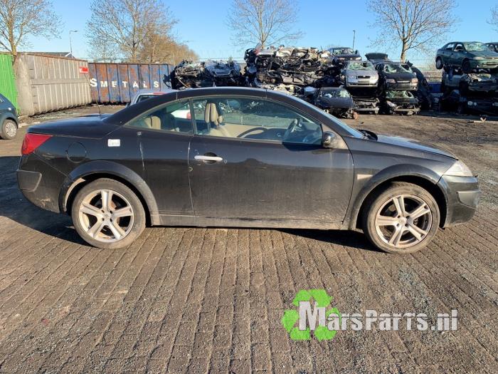 Renault Megane II CC 2.0 16V Sloopvoertuig (2006, Zwart)