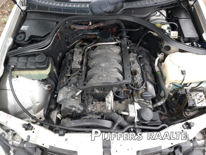 Mercedes CLK 4.3 430 V8 24V Sloopvoertuig (1998)