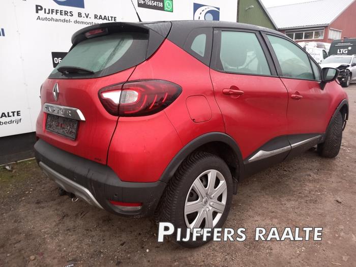 Renault Captur 1.2 TCE 16V EDC Sloopvoertuig (2017, Rood)
