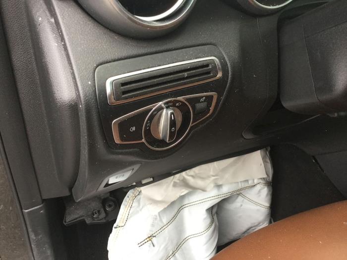 Mercedes GLC 2.0 260 16V 4-Matic Sloopvoertuig (2017, Zwart)