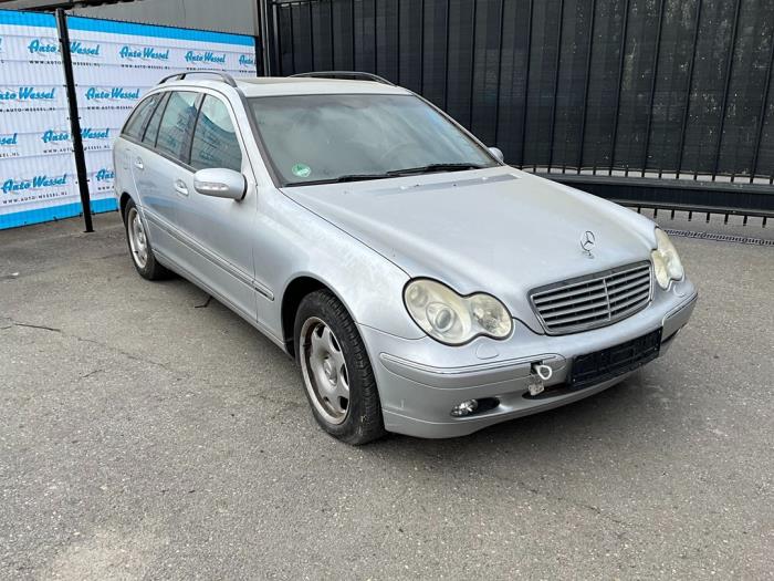 Mercedes C Combi 1.8 C-180K 16V Sloopvoertuig (2004, Zilver)