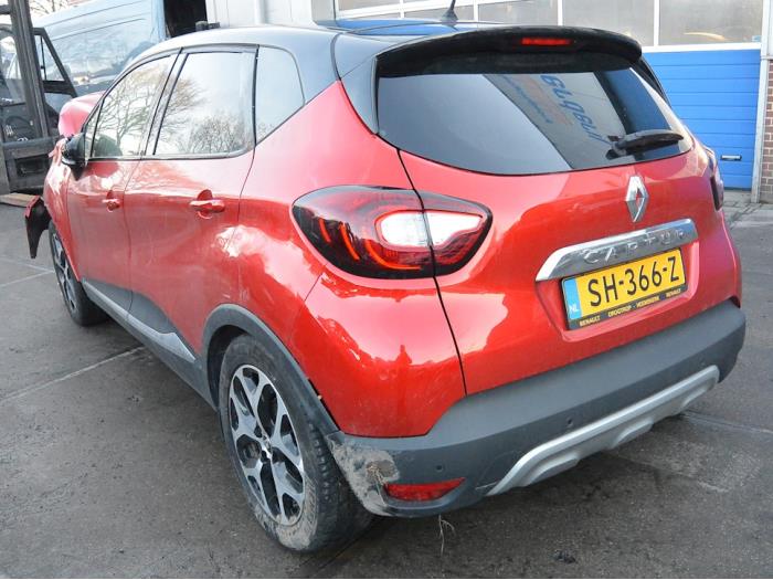 Renault Captur Sloopvoertuig (2018, Metallic, Rood)