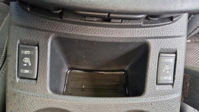 Nissan Qashqai 1.2 DIG-T 16V Sloopvoertuig (2014, Metallic, Muisgrijs)