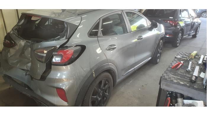 Ford Puma Sloopvoertuig (2022, Metallic, Grijs)