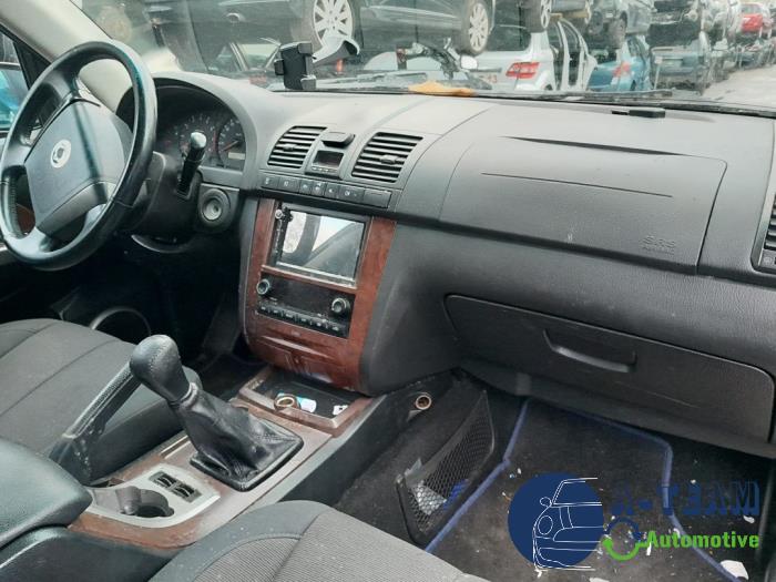 Ssang Yong Rexton 2.3 16V RX 230 Sloopvoertuig (2005, Paars)