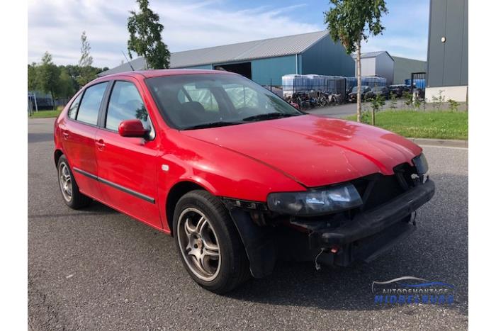 Seat Leon 1.6 Sloopvoertuig (2000, Rood)