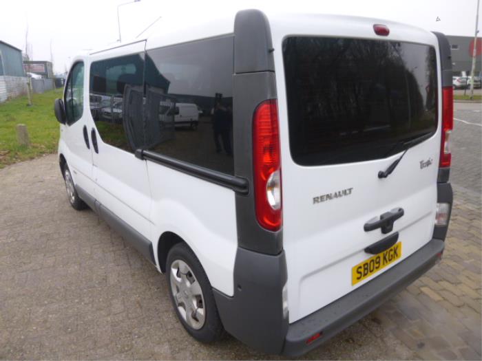 Renault Trafic Sloopvoertuig (2009, Metallic, Wit)