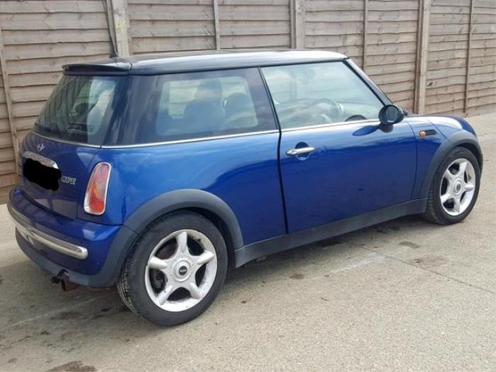 Mini Mini One/Cooper 1.6 16V Cooper Schadevoertuig (2001, Blauw)