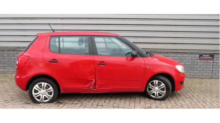 Skoda Fabia II 1.2i 12V Sloopvoertuig (2013, Rood)
