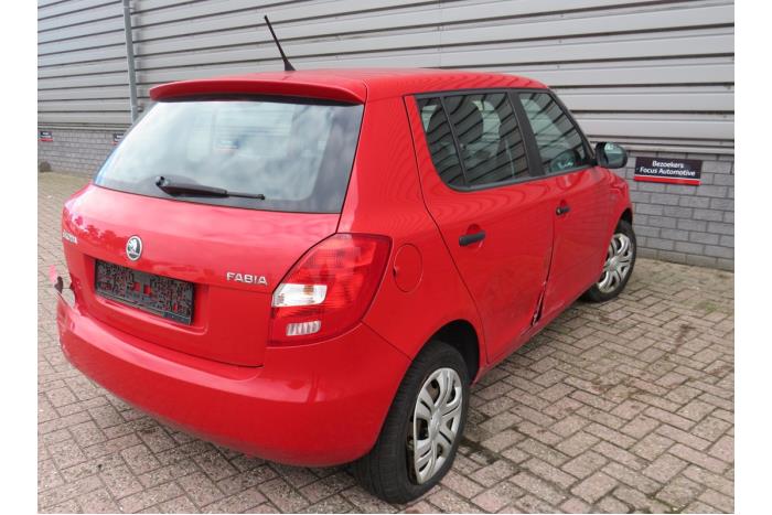 Skoda Fabia II 1.2i 12V Sloopvoertuig (2013, Rood)