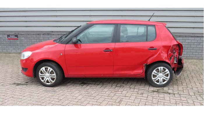 Skoda Fabia II 1.2i 12V Sloopvoertuig (2013, Rood)